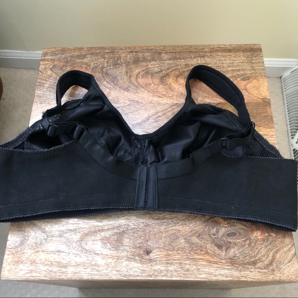 Playtex | Intimates & Sleepwear | Playtex Smoothing Comfortflex ...